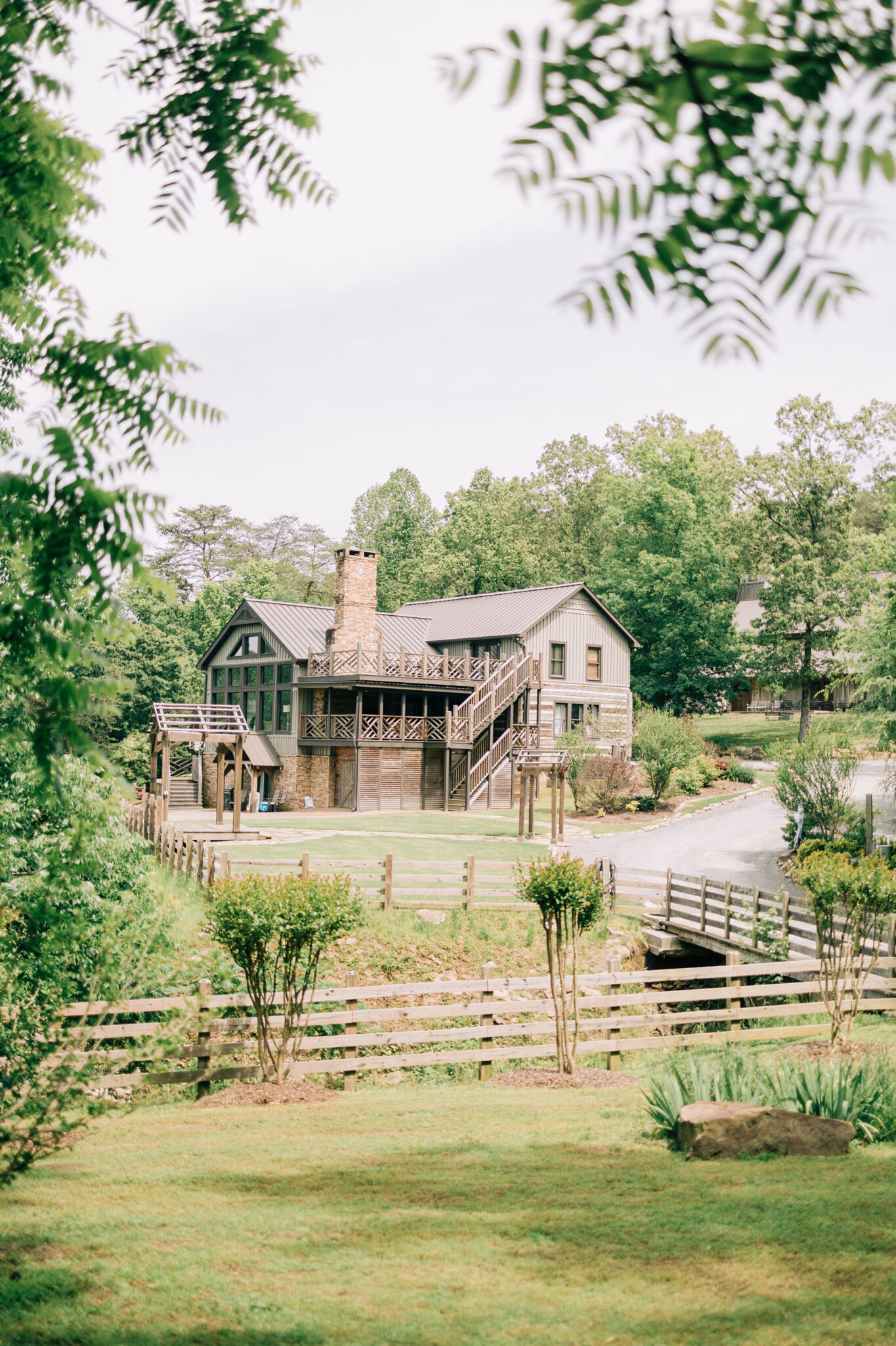 Anna Siniard & Jared Gillies - Alabama Weddings