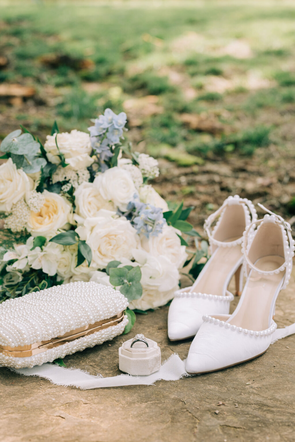 Anna Siniard & Jared Gillies - Alabama Weddings