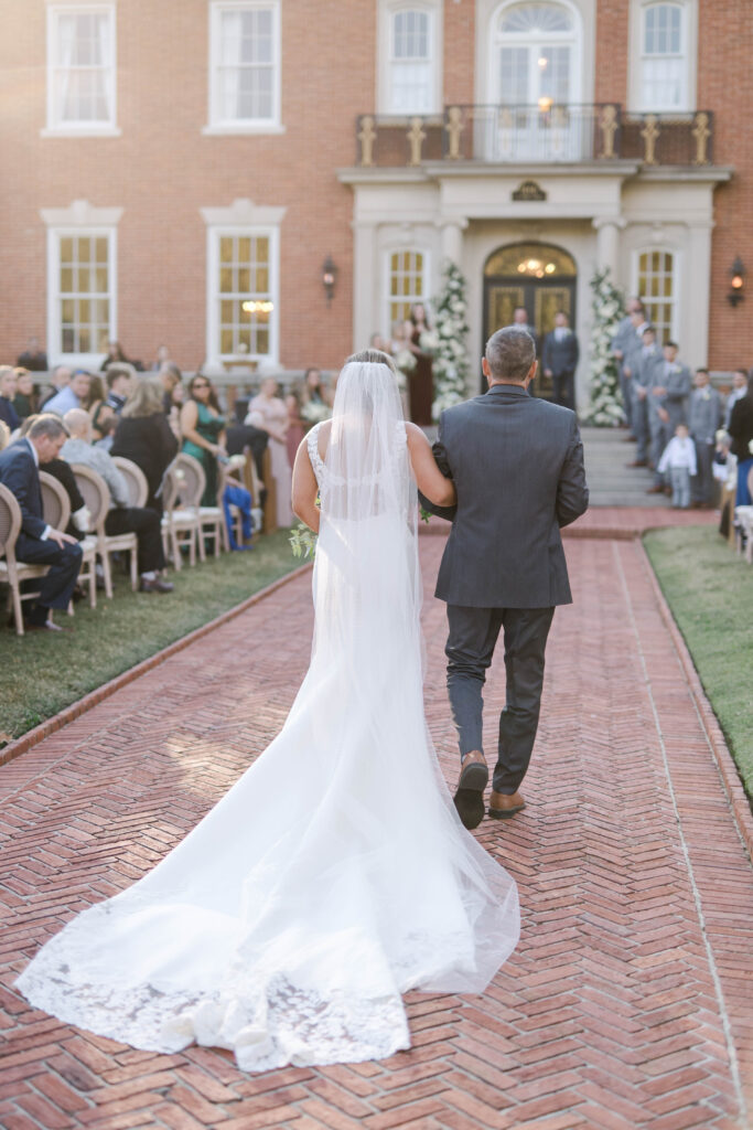 Madalyn Chandler & Ryan Searcy - Alabama Weddings