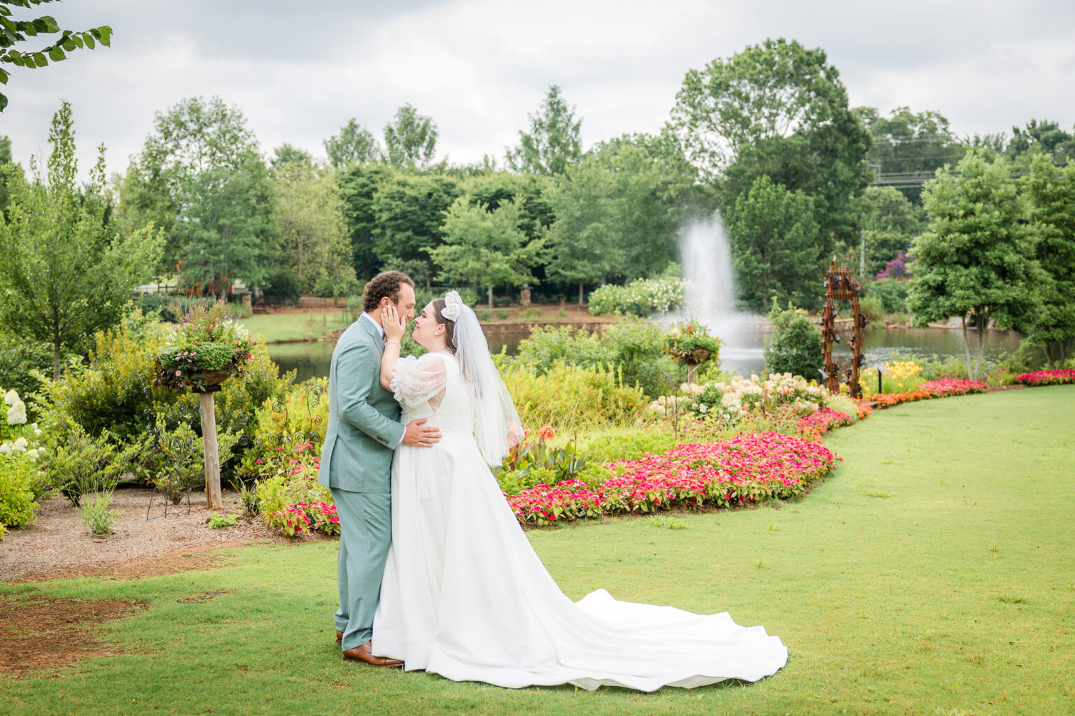 Eleanor Anne Cox & Bryce Jerret Johnson - Alabama Weddings
