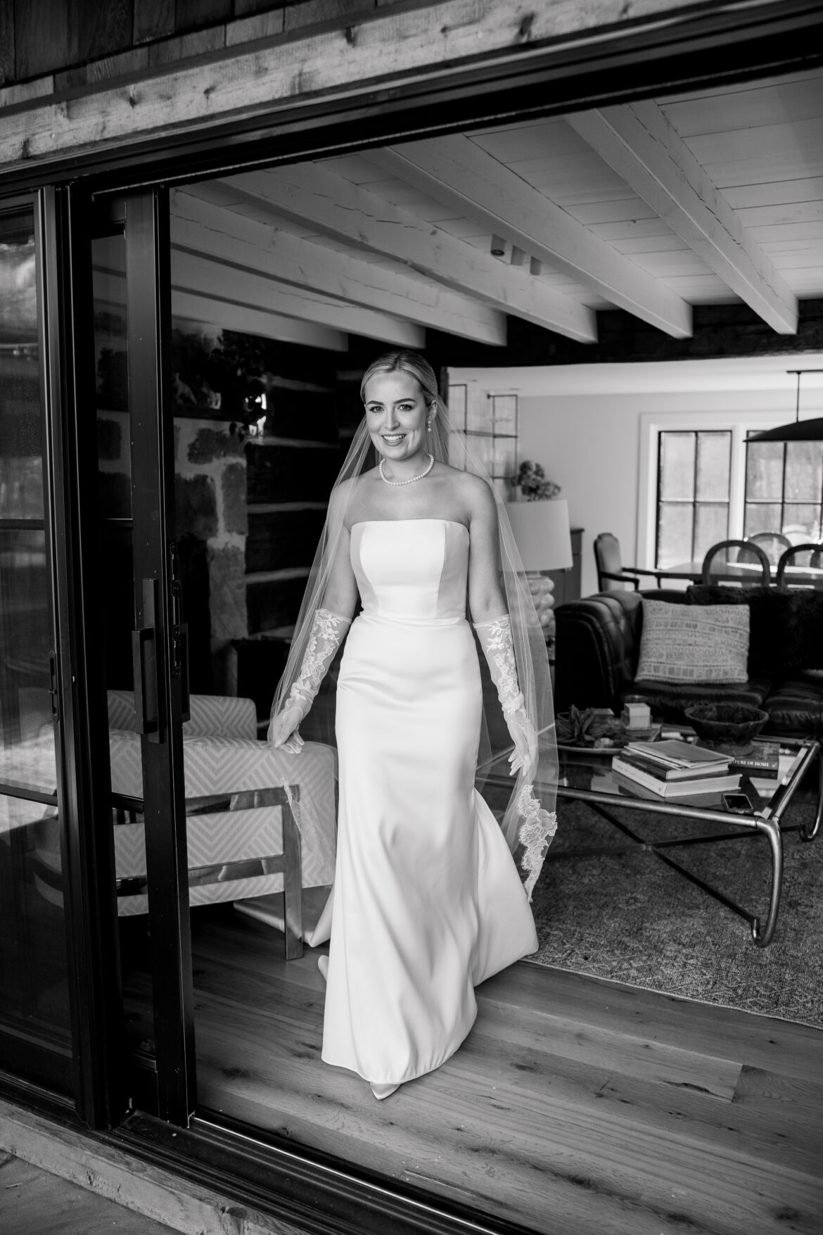 Lorin Isabella Holcombe and James Logan Dempsey - Alabama Weddings