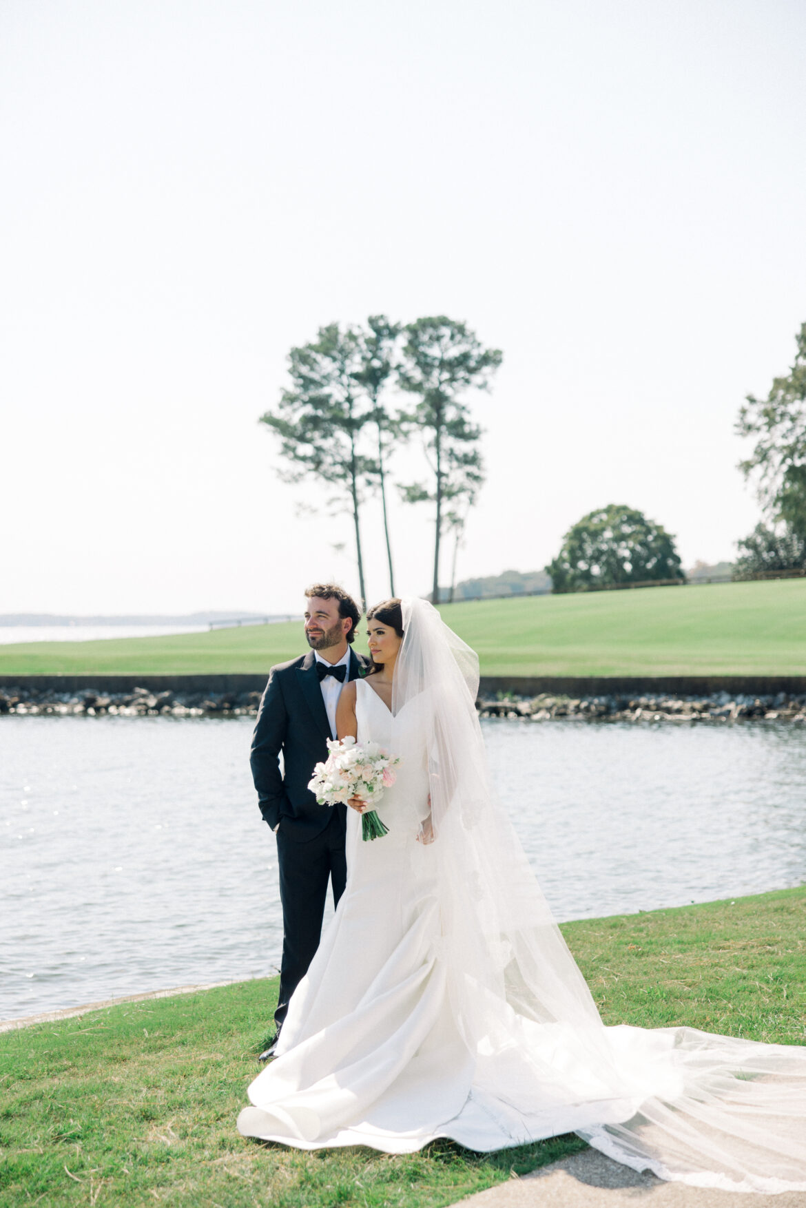 Allison Leigh Zumstein & Lincoln Stinson Burns - Alabama Weddings