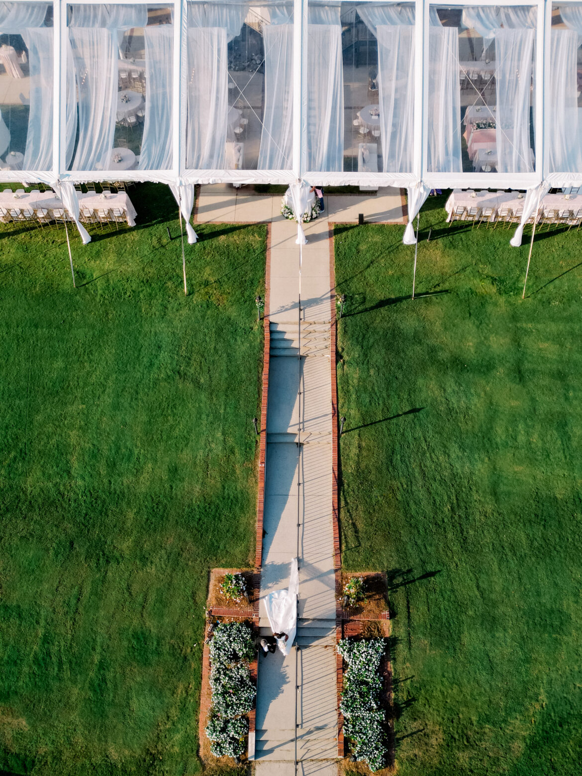 Allison Leigh Zumstein & Lincoln Stinson Burns - Alabama Weddings