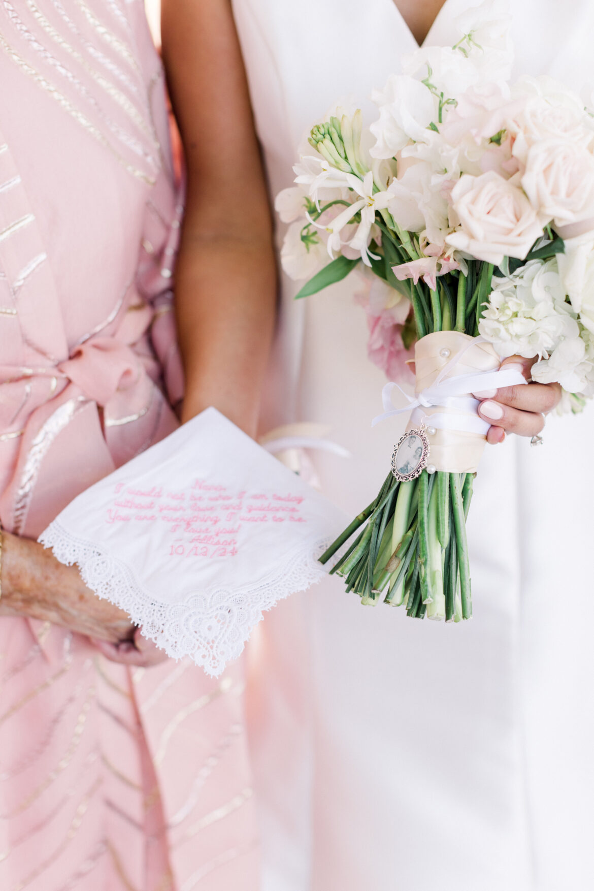 Allison Leigh Zumstein & Lincoln Stinson Burns - Alabama Weddings